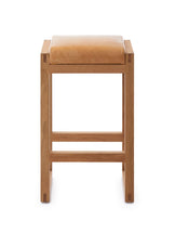 Loop stool – Mark Tuckey